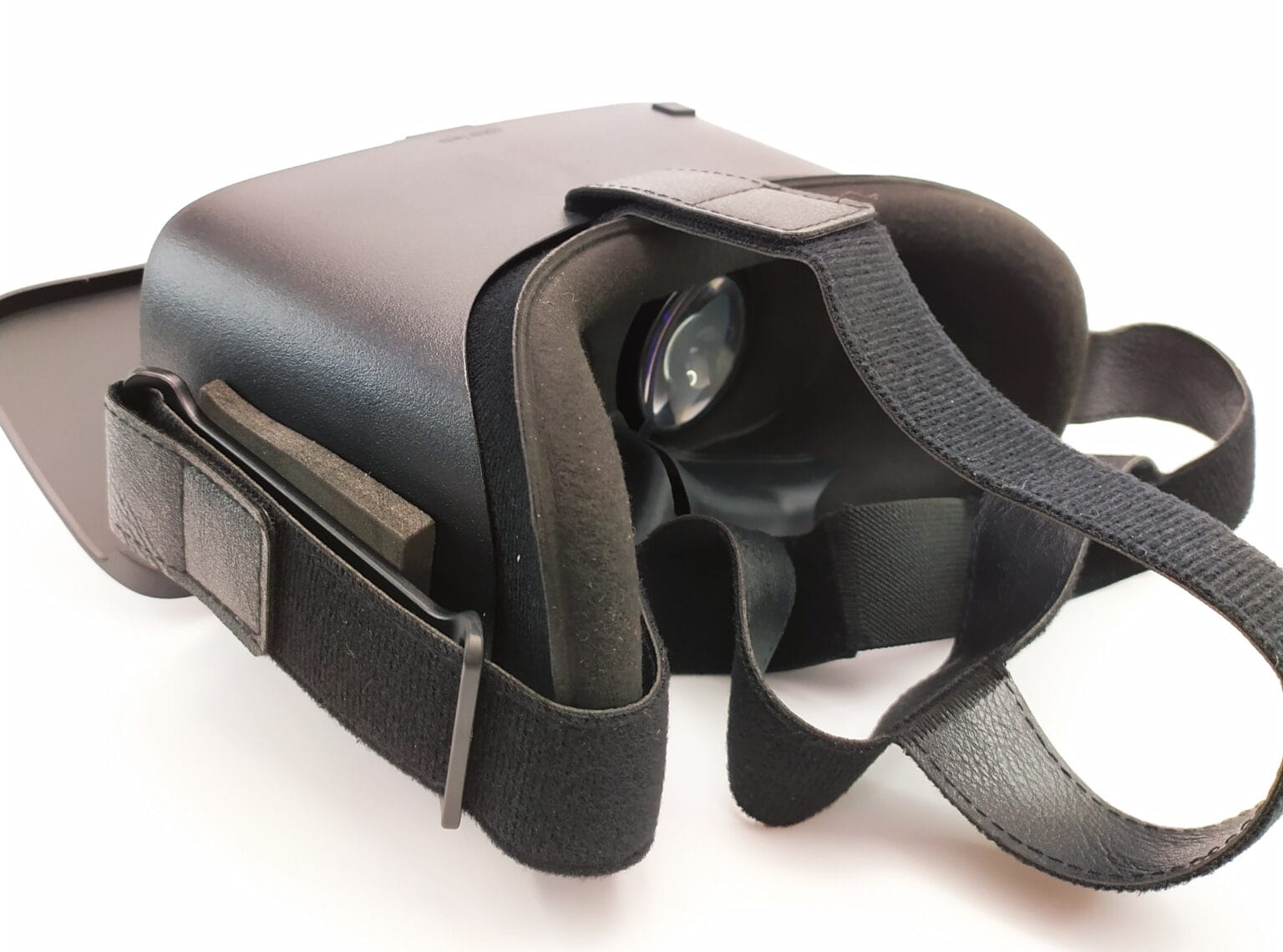 DESTEK V5 VR Headset - My Helpful Hints® Product Review